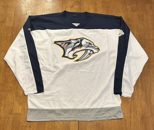 Vintage Nashville Predators Off The Bench Hockey Jersey XL Y2K ...