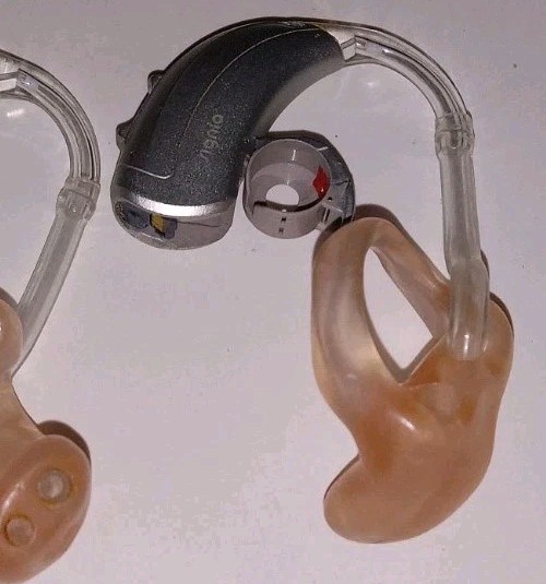 Siemens Signia Motion SA Hearing Aid Right Only 5px Hard Case ...
