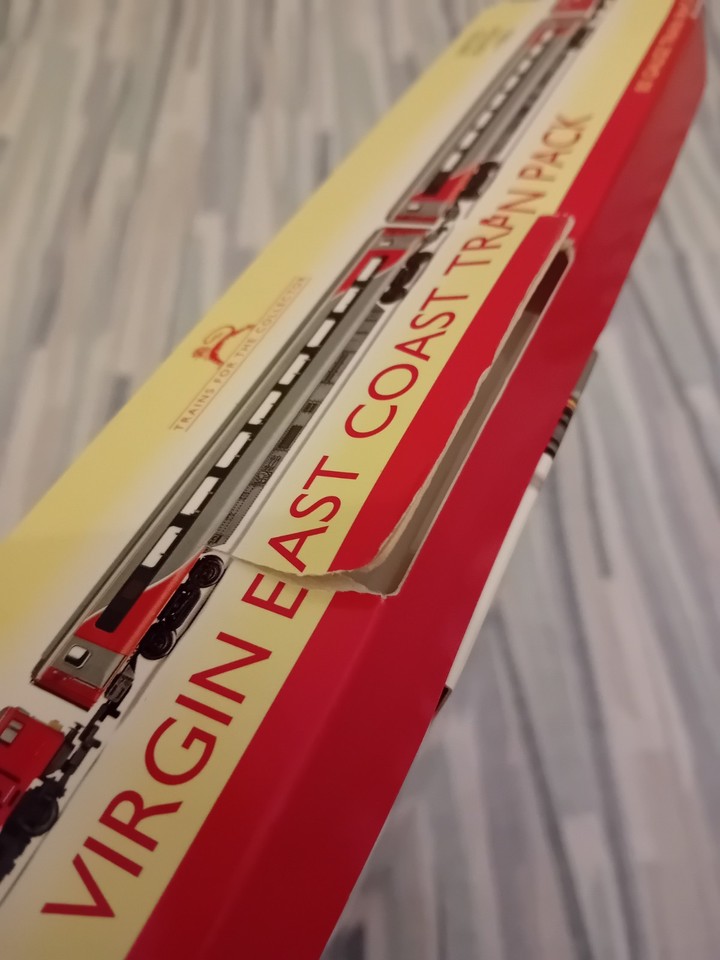 Hornby R3501 Virgin Trains East Coast Class 91 Intercity 225 VTEC Train ...