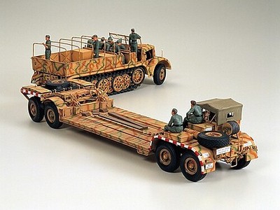 Tamiya German 18 Ton Famo & Transporter - Plastic Model Military ...