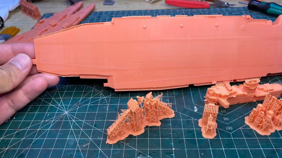 1/700 HMS Ark Royal R09 Aircraft Carrier (waterline/full hull) 3D ...