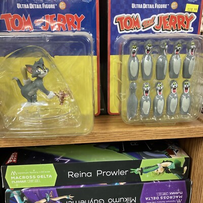Lot Of 2 Tom and Jerry & Series 3 Bowling Pins Tom Figure UDF Medicom ...