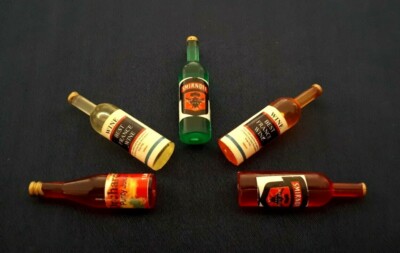 Bottles in 1:8 scale | Set for Pocher Ferrari Testarossa F40 and others ...