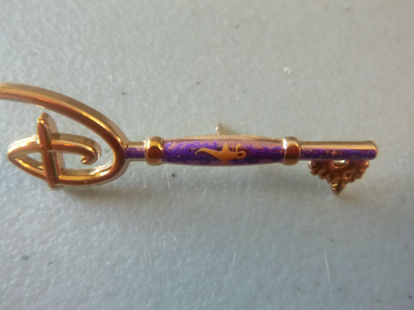 Disney Pin - Disney Mystery Keys series 2 - Aladdin | eBay