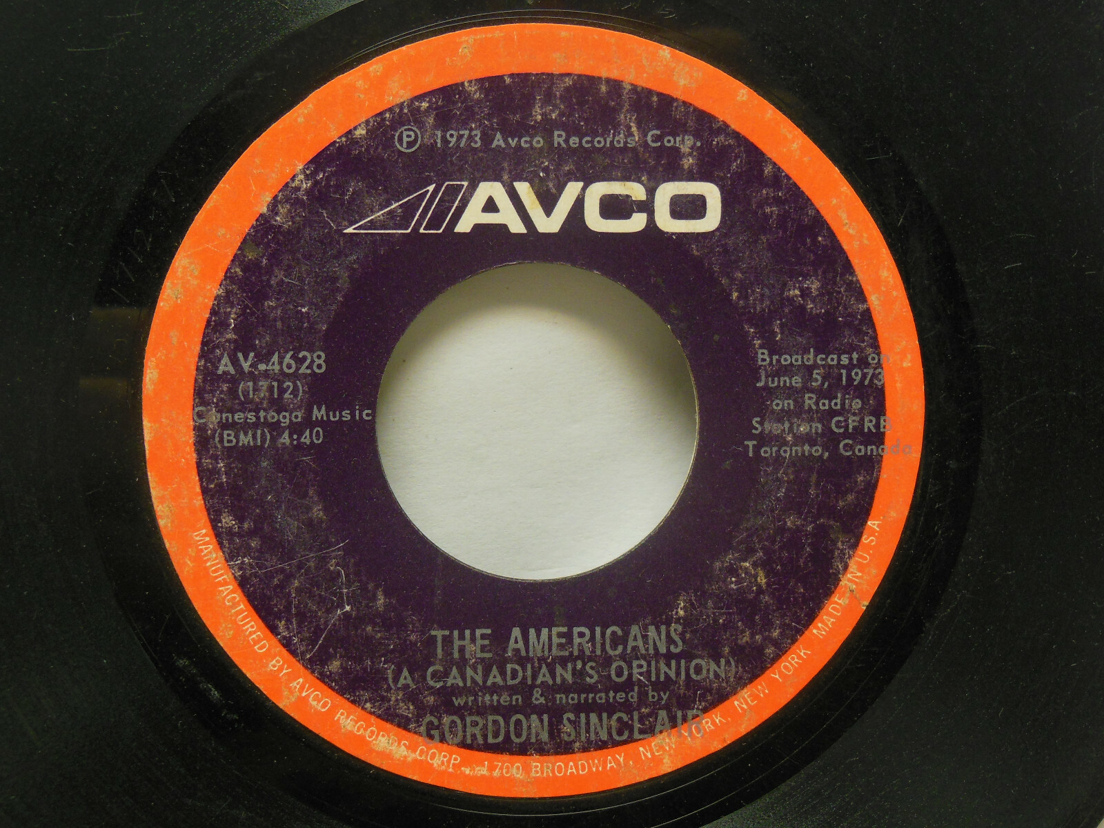 GORDON SINCLAIR: THE AMERICANS / A PROFILE OF GORDON SINCLAIR, 45 RPM ...