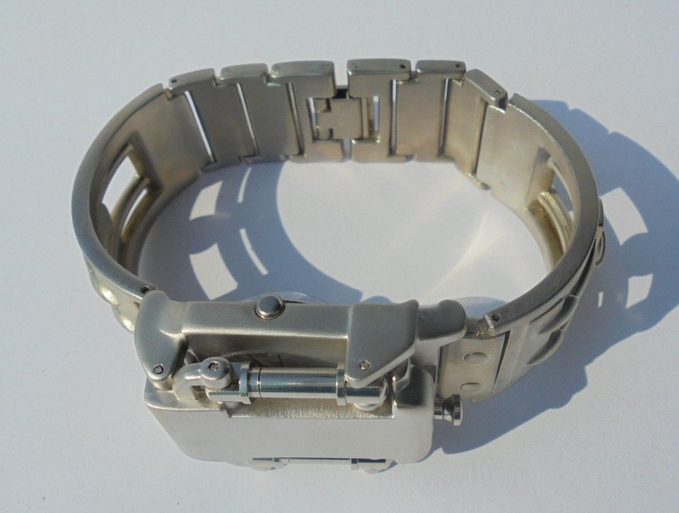 New Edge Co Machine III Futuristic Cylinder Steampunk Wrist Watch Free ...