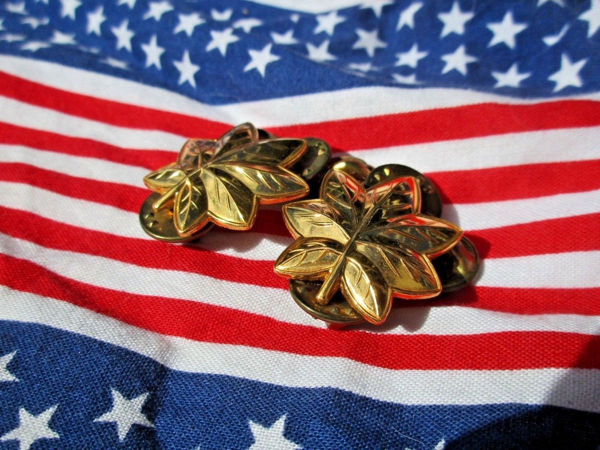 Navy Lieutenant Commander Rank Insignia