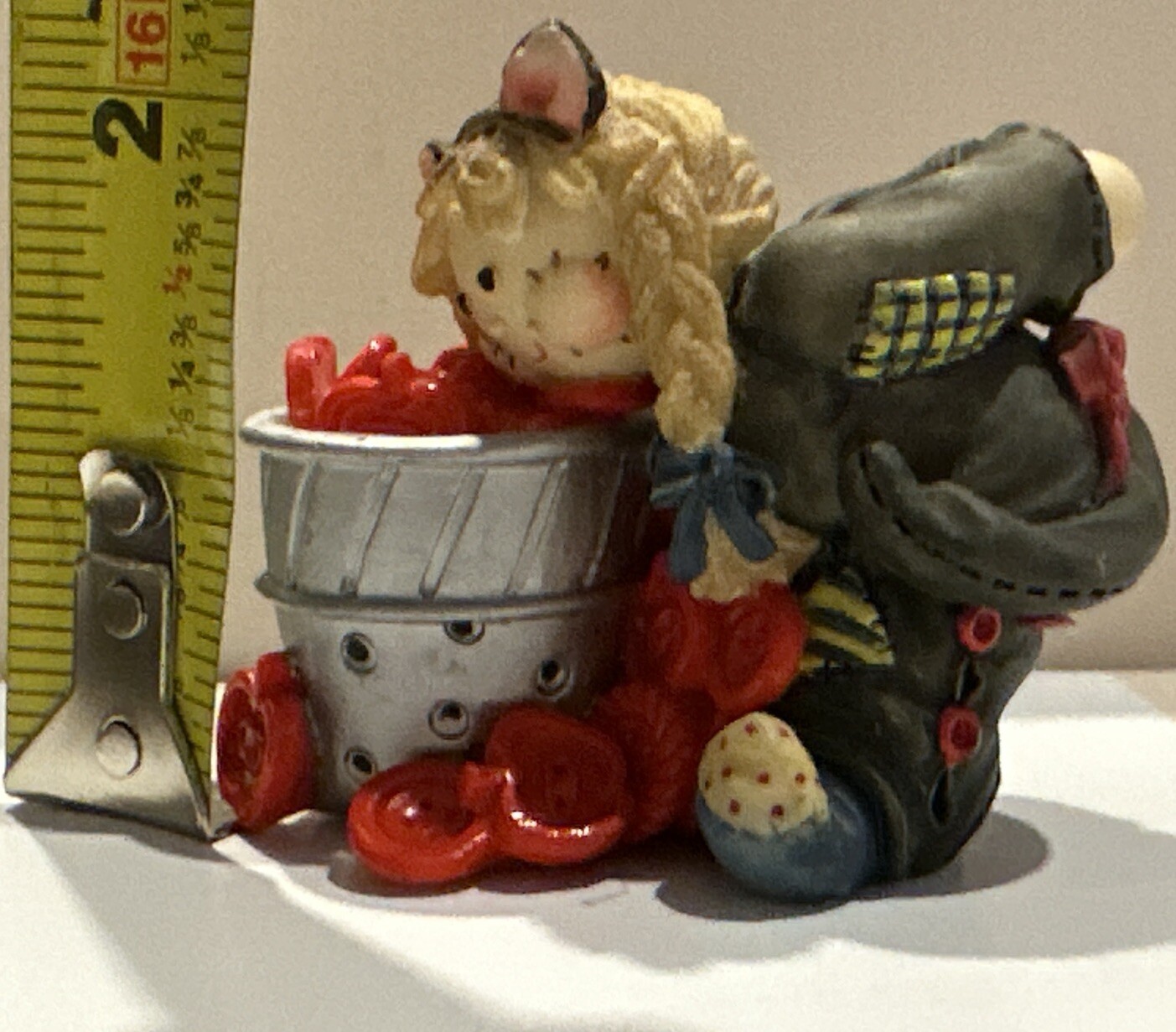 Enesco Cute As A Button Bobbin For Buttons Figurine 1996 Vintage | eBay