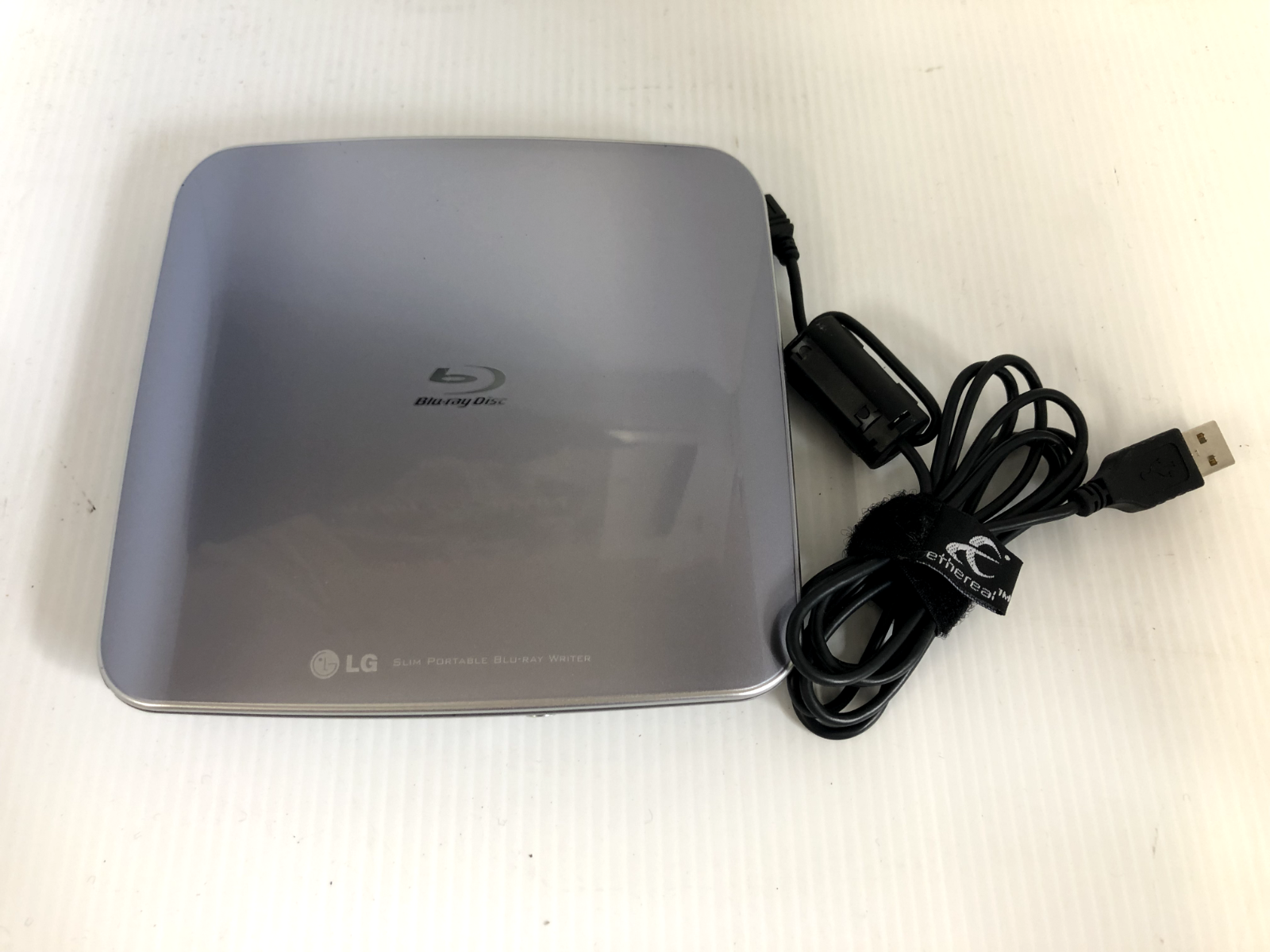 LG BP40NS20 BDROM/DVDR 8X USB SLIM LIGHTSCRIBE RETAIL EXT SW DL ...