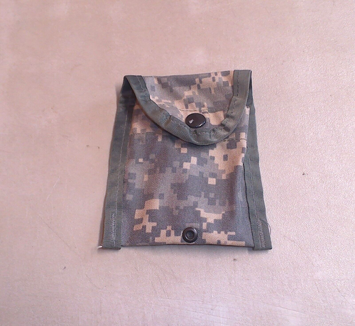 US Military Issue Army ACU UCP Camouflage Alice First Aid Compass Pouch ...