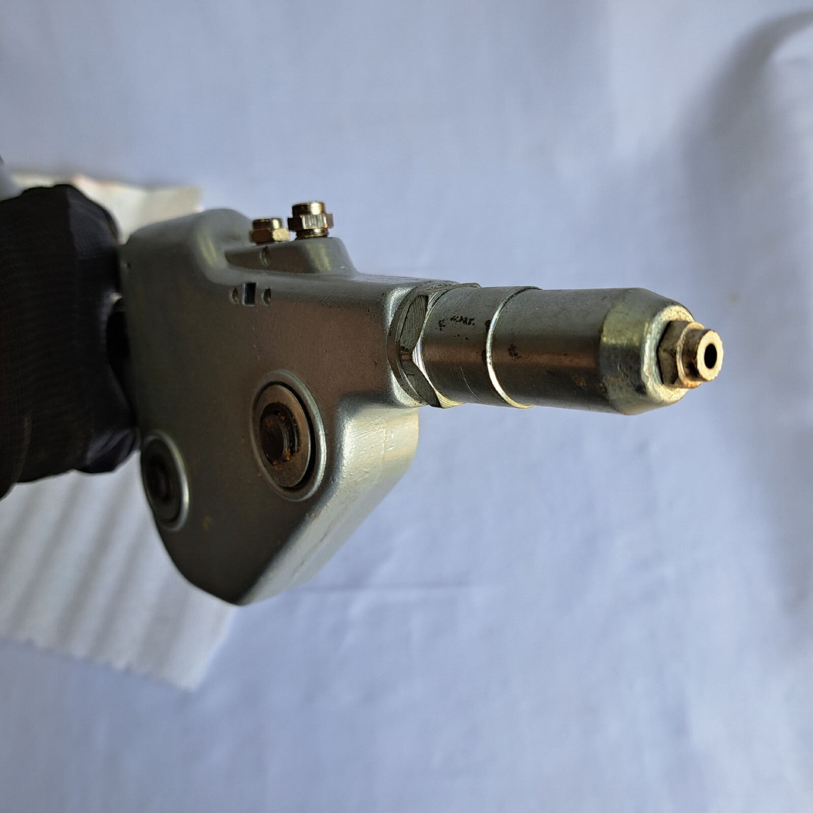 Hand Riveter Large Capacity by Pittsburgh #41291 Includes Rivets - 21 ...