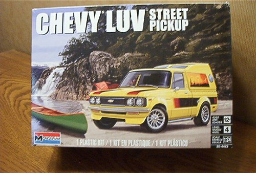 MONOGRAM CHEVY LUV STREET PICKUP MODEL KIT #85-4493 | eBay