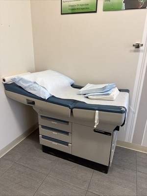 Midmark Examination Table | eBay