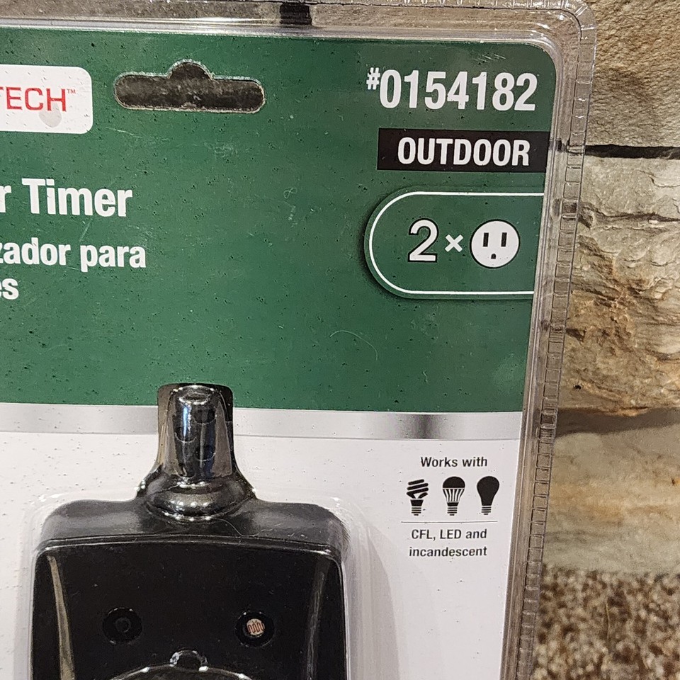 Utilitech Light Sensing Outdoor Countdown On/Off Timer with 7 Settings ...