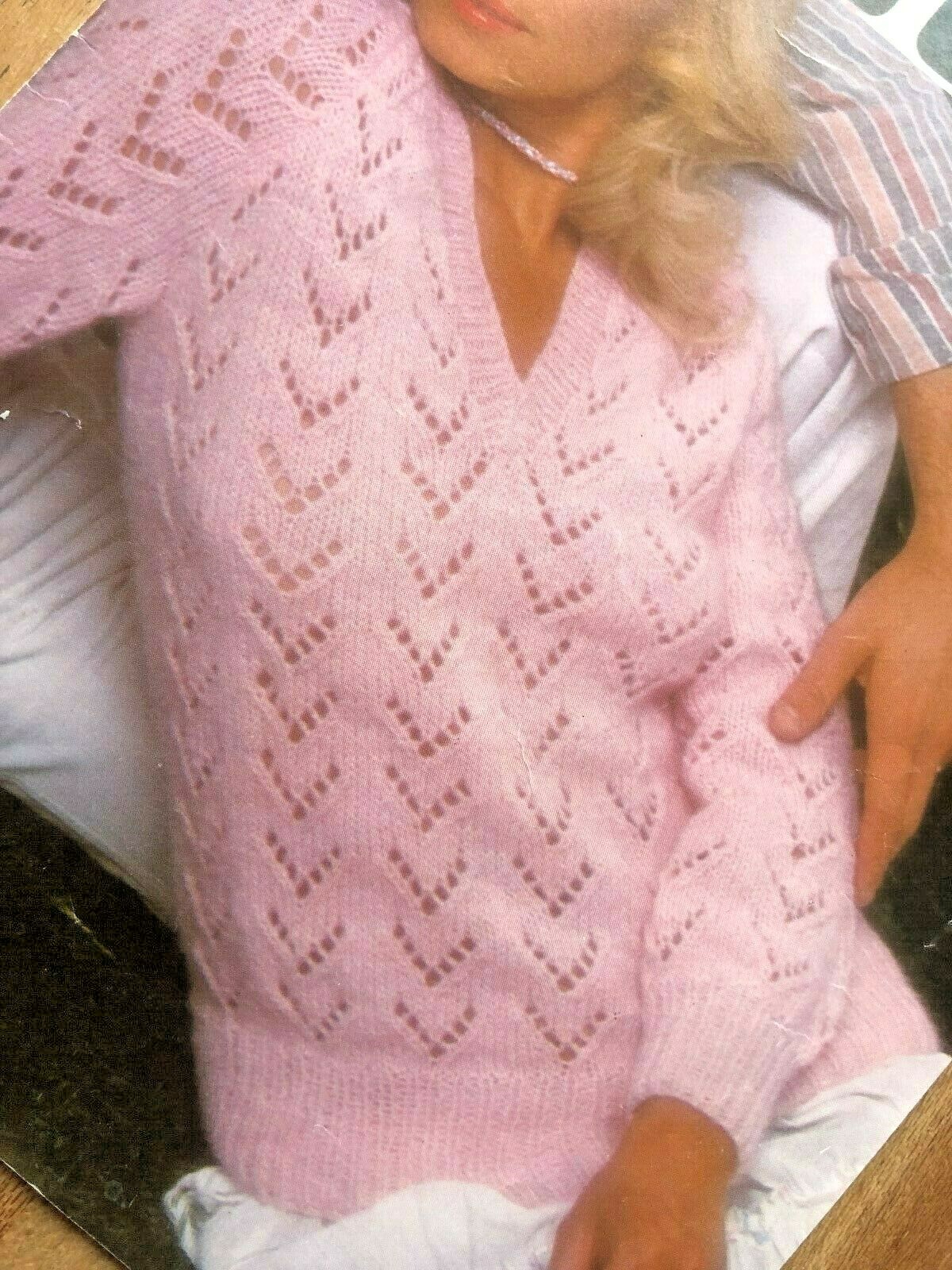 KNITTING PATTERN WOMENS LADIES V NECK JUMPER Pattern DK 32 - 38 " CHEST ...