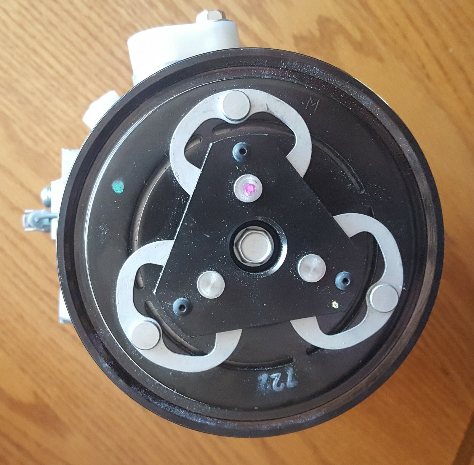 7813A385 Mitsubishi Compressor & clutch assy, a/c 7813A385, New Genuine ...