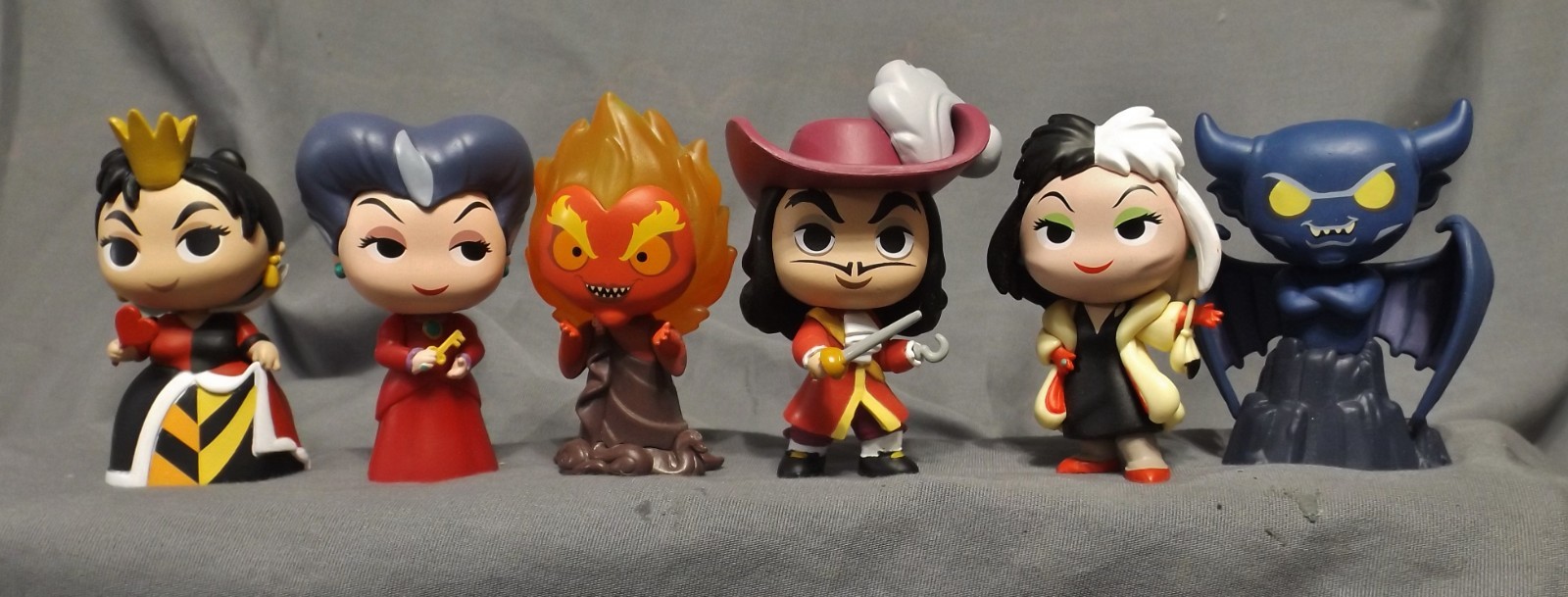Mystery Minis Disney Villains Lot Chernabog, Hades, Hook, Cruella ...