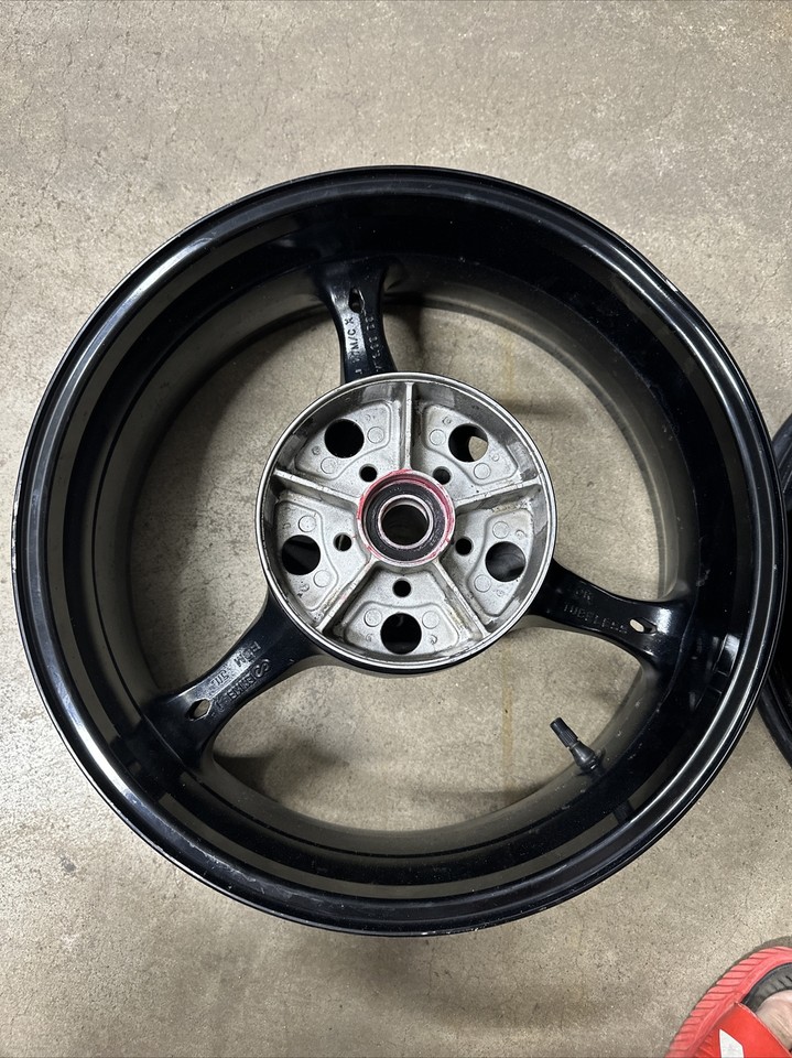 2005-2008 Suzuki GSXR 1000 FRONT REAR DENTED WHEELS RIMS 5.5x17 | Black ...