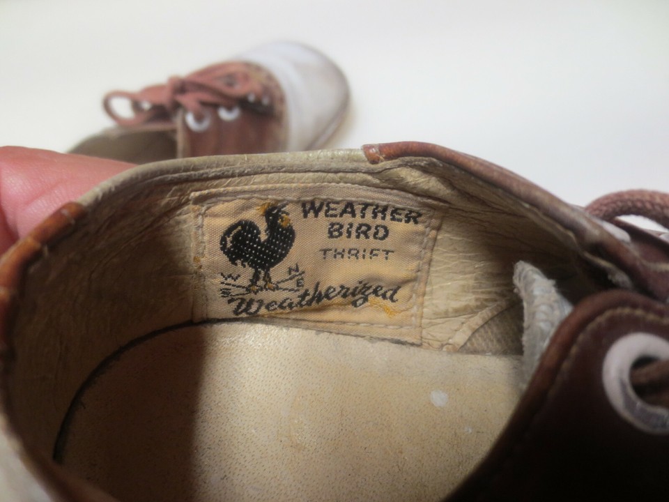 VINTAGE WEATHER BIRD BABY SADDLE SHOES " BEAR FOOT- WEAR FOOT " LOGO ...