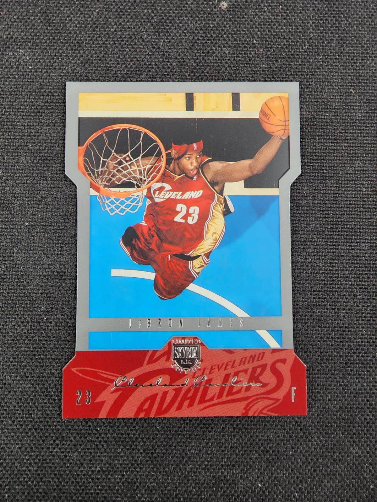 2004-05 Skybox Limited Edition Die-Cut Parallel #19 LeBron James 2nd ...
