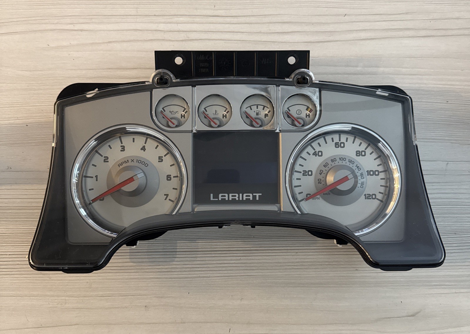2009-2010 Ford F150 LARIAT Speedometer Instrument Cluster Dash Gauge F ...