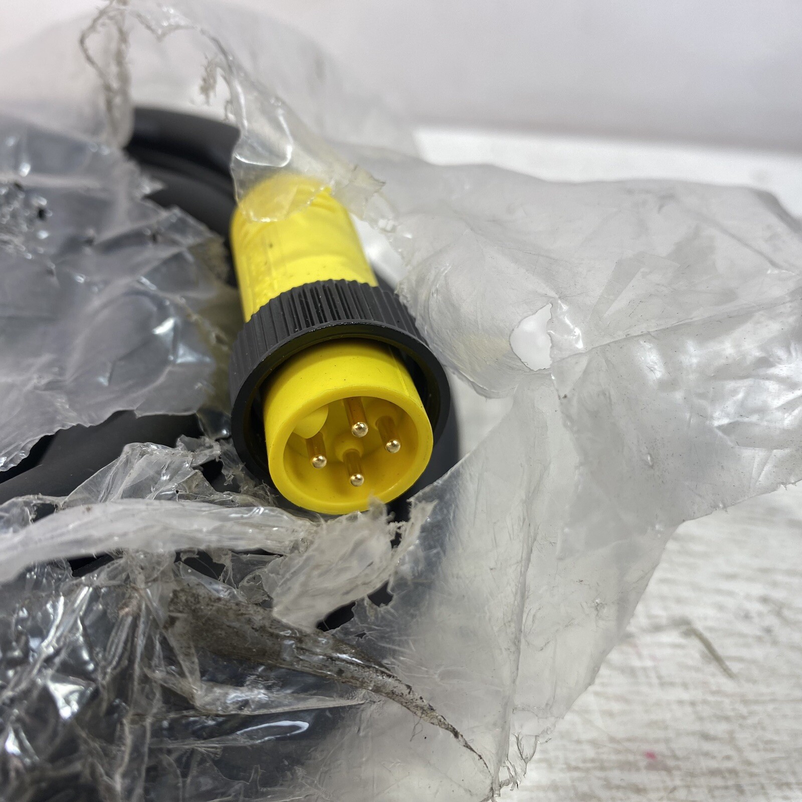 brad connectivity 1300061902 mini change cordset 4 pole male 30' 16/4 black pvc | eBay