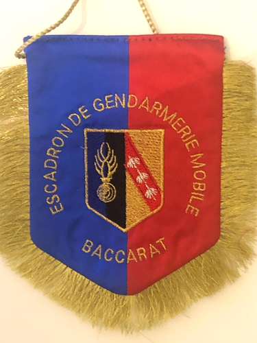 FANION CANNETILLE BRODE MAIN ESCADRON DE GENDARMERIE MOBILE BACCARAT | eBay