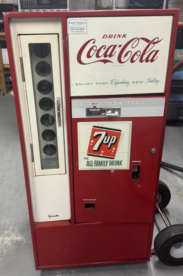 Vintage 1950’s Coca Cola Coke Vendo Vending Machine - Key Included | eBay