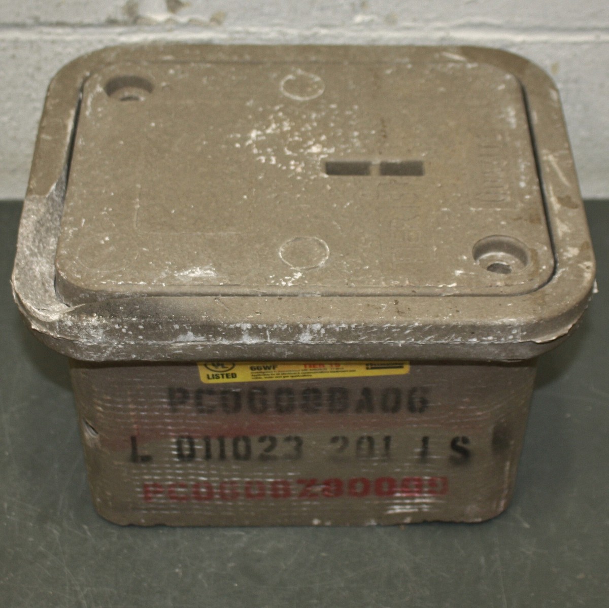 Quazite Electrical Boxes QUAZITE, 37 5/8 In Overall Lg, 26 In Overall