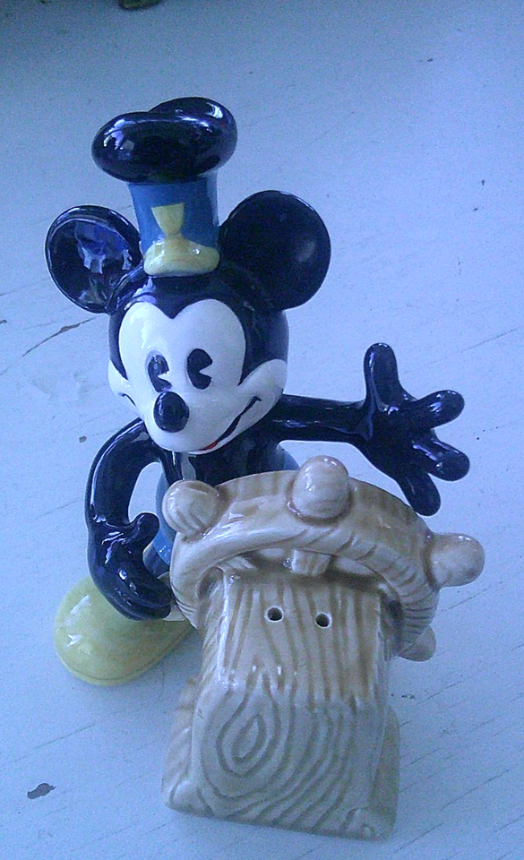 Mickey Mouse Steam Boat Willy Salt And Pepper Shakers NWOT | eBay