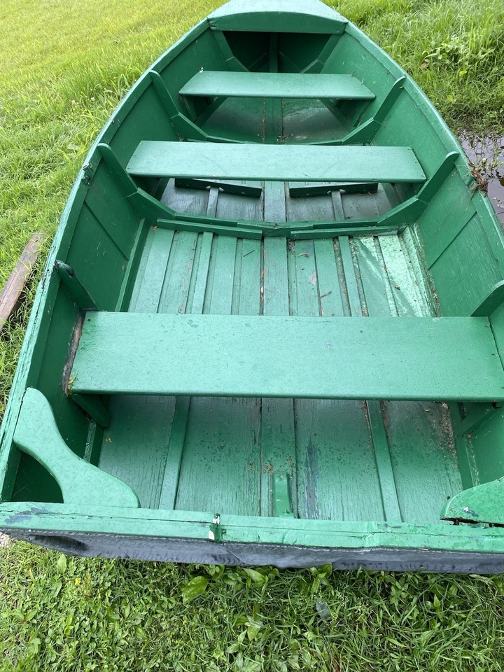 Antique Vintage Rowboat Dingy Wooden Row Boat River Pond Ready FREE ...
