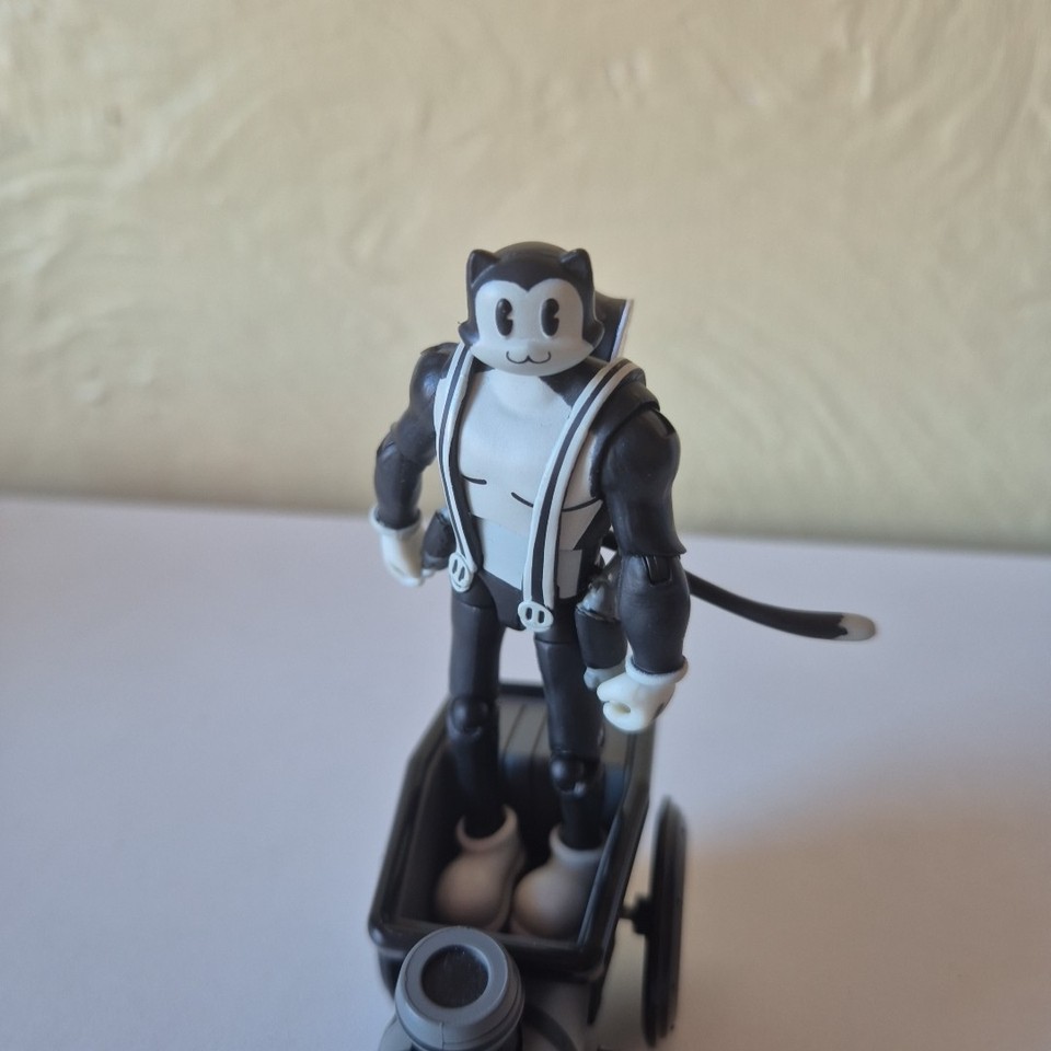 Fortnite Toon Meowscles 4" + Toona Can backpack and Chugga Chugga emote ...