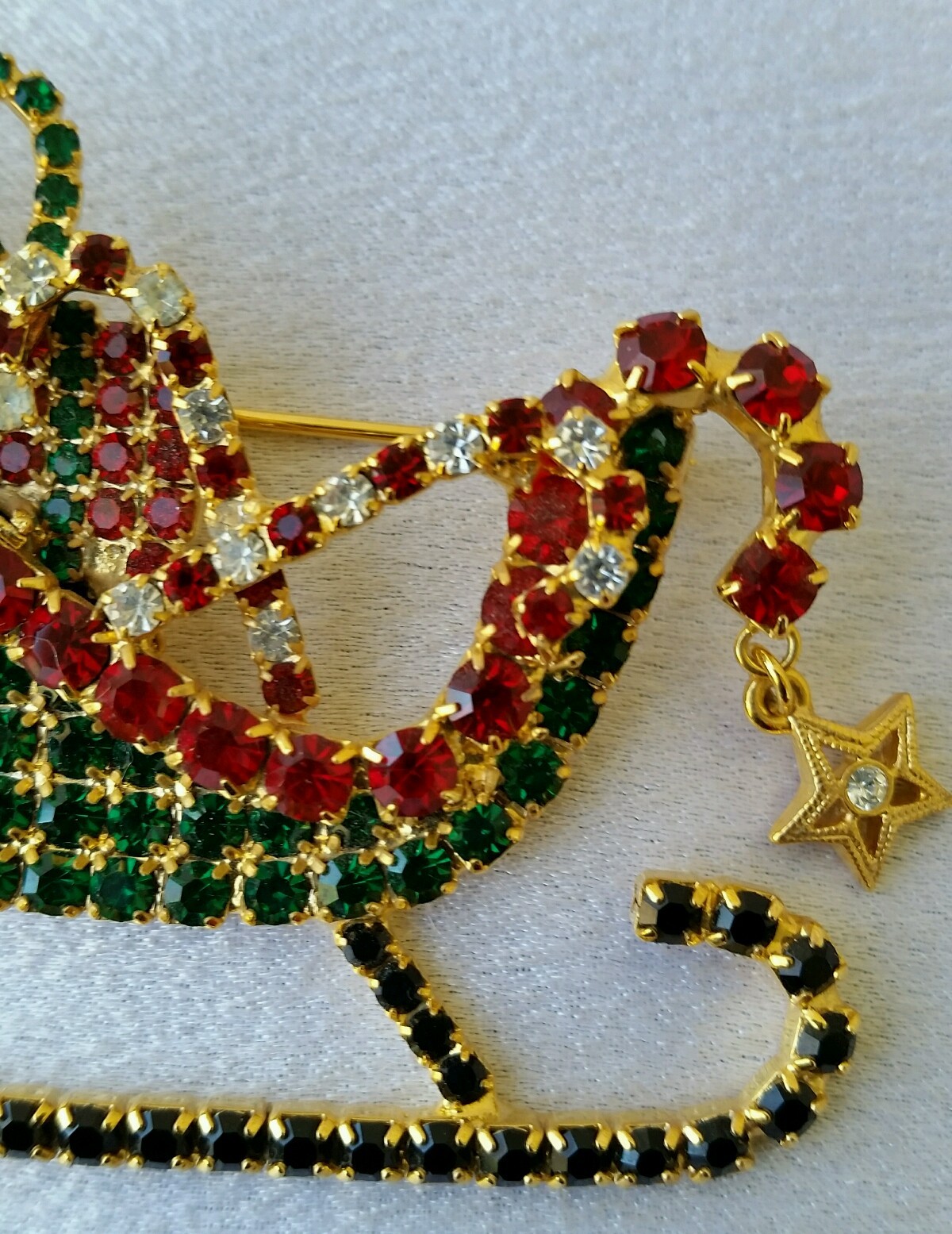 KIRKS FOLLY LIMITED EDITION PIN Number 1 of 500 SANTA CHRISTMAS SLEIGH ...