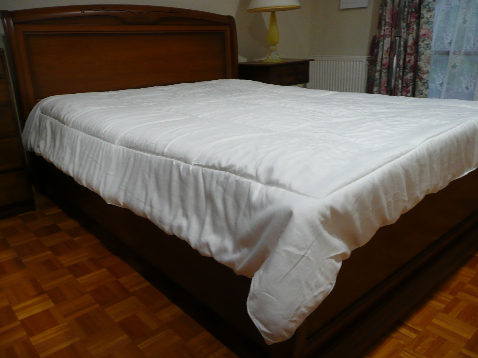 100% Pure Mulberry Silk Filled Luxury Doona Quilt - Single, Double ...