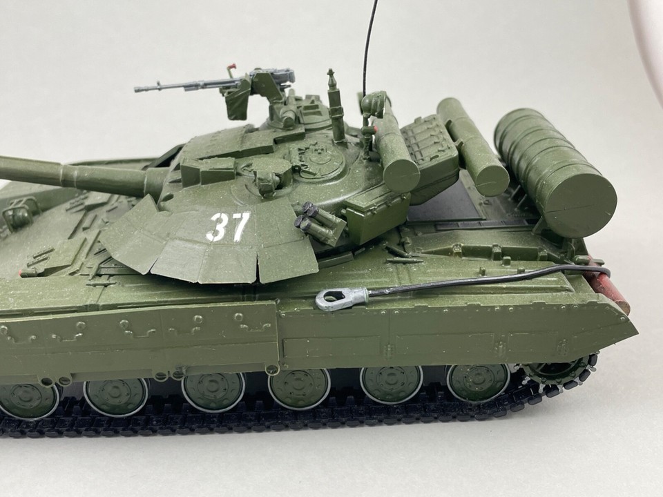 Built 1/35 Scale Tank T-64 BM Bulat Ukrainian Army SKIF, Hand painted ...