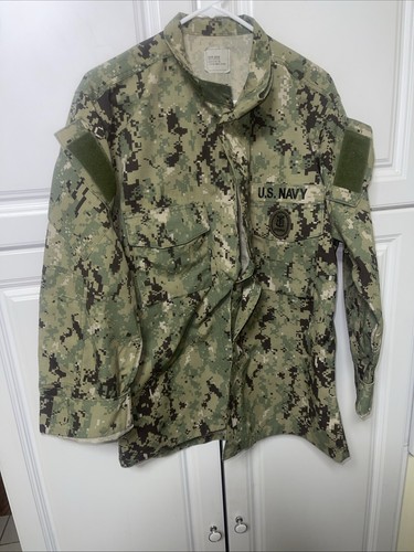 NWU Type III Combat MEDIUM REGULAR AOR2 + US Navy Command Patch | eBay