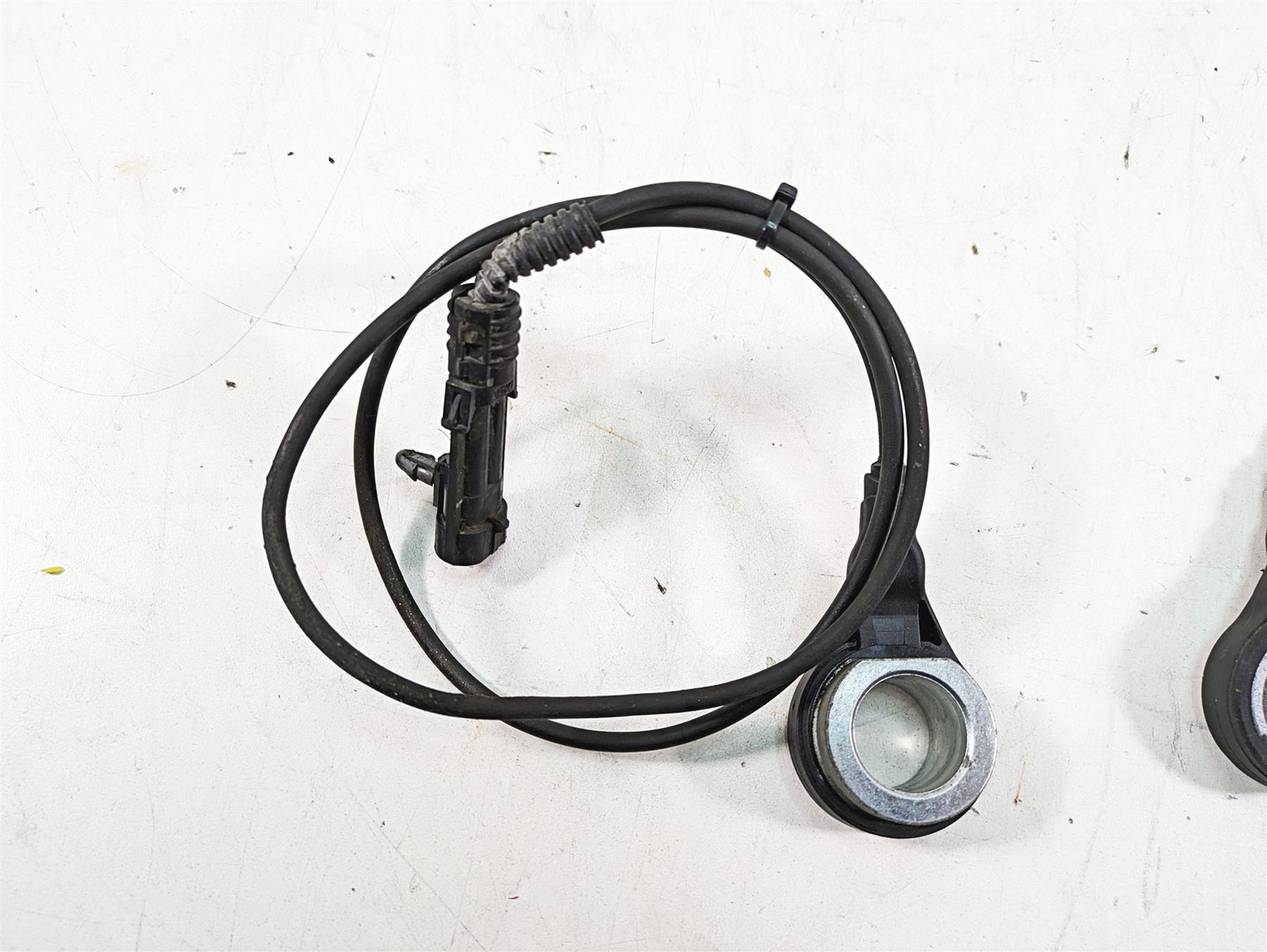 2013 Harley Softail FLSTFB Fat Boy Lo Front Rear Speed Sensor Set 40982 ...