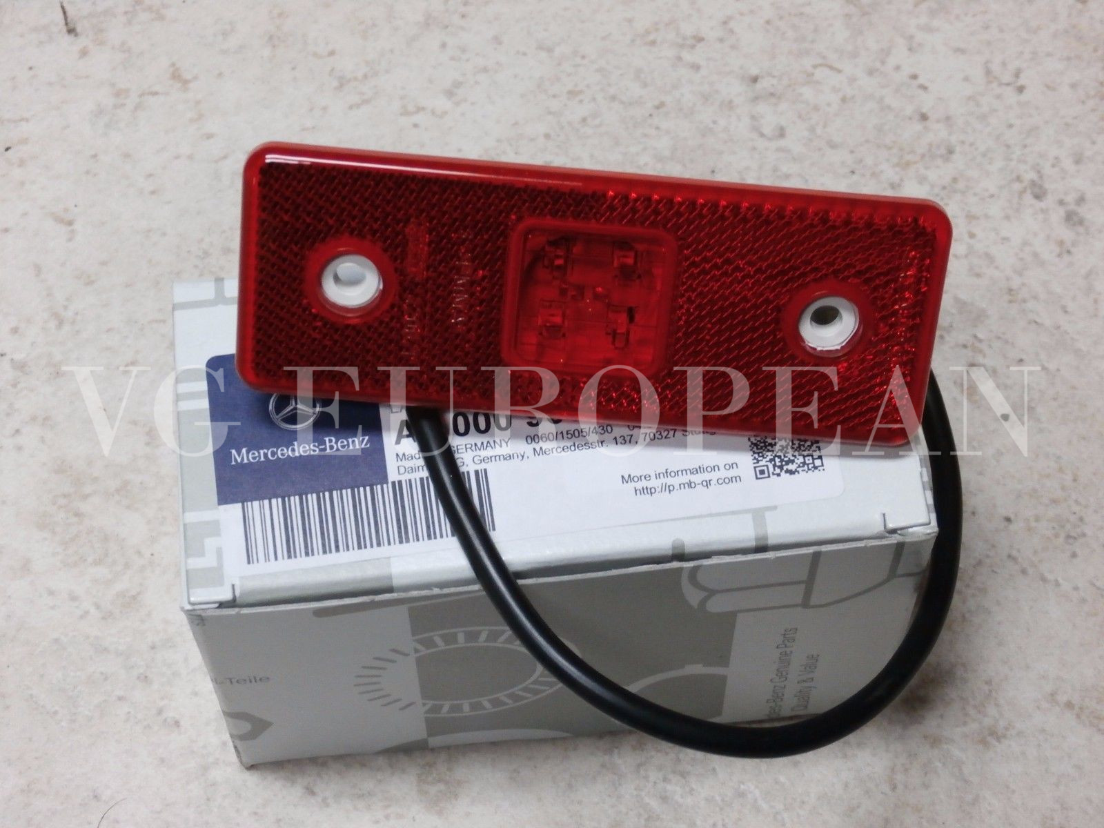 Mercedes-Benz G Class Genuine LED Red Side Marker Lamp Lenz G550 G63 ...