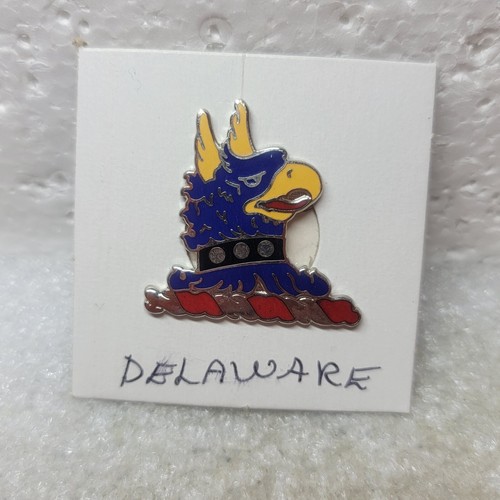 Delaware National Guard Griffin Pin Vintage DI DUI Crest Insignia NS ...