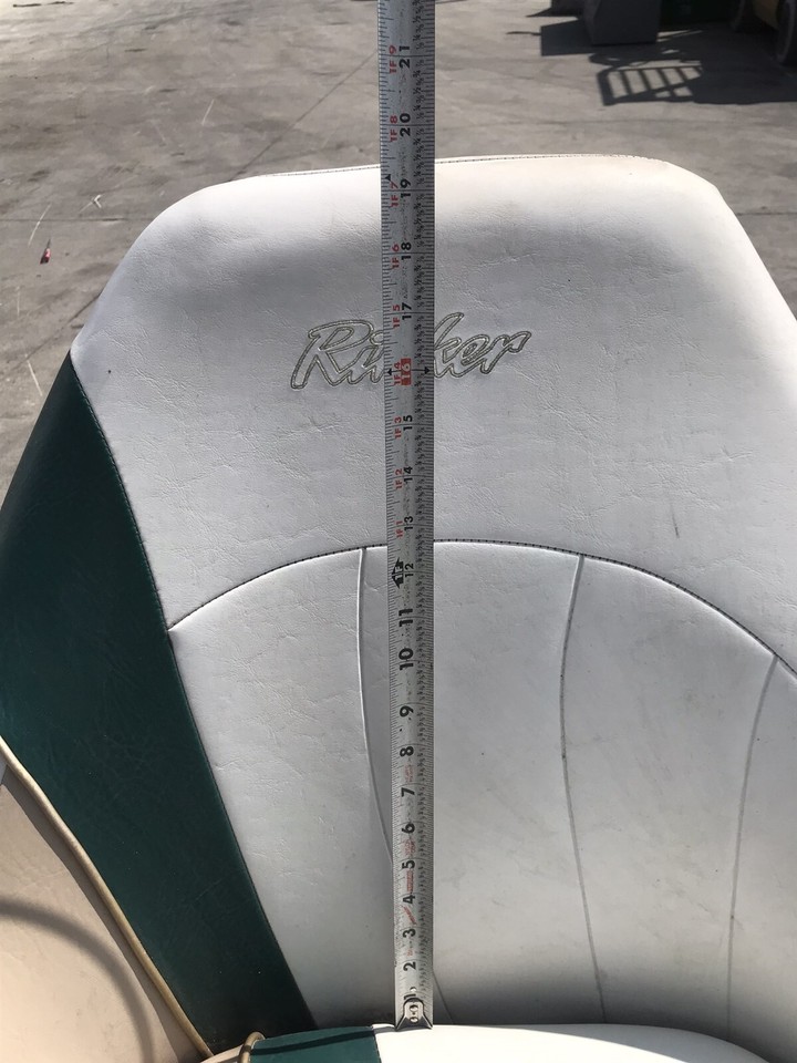 Rinker boat captains chair chairs seats set with mount base pedestals ...