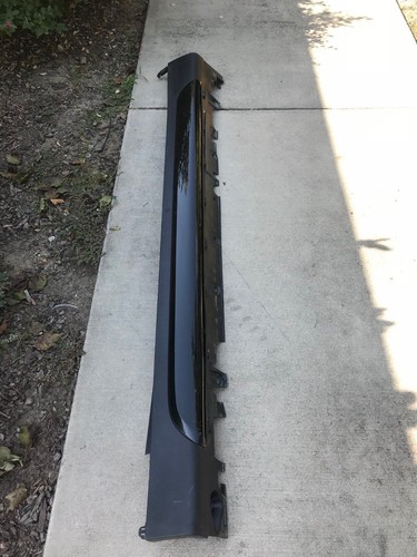 BMW X5 F15 13-16 OEM LEFT DRIVER SKIRT ROCKER PANEL TRIM MOLDING, P ...