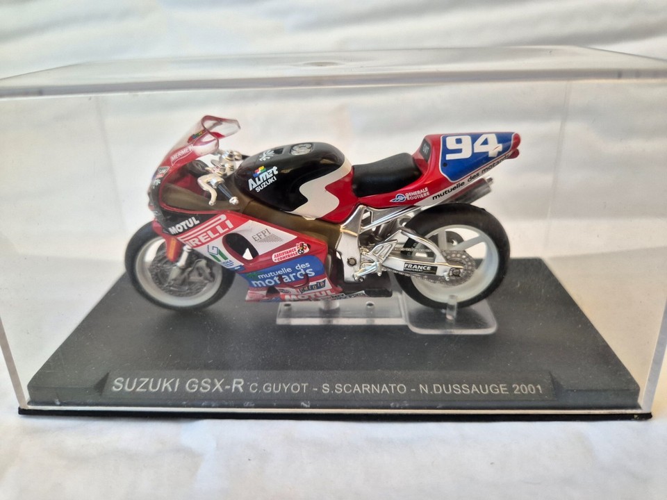 1/24 DEAGOSTINI IXO - CLASSIC SUZUKI GSX-R 2001 DIECAST MOTORCYCLE MOTO ...