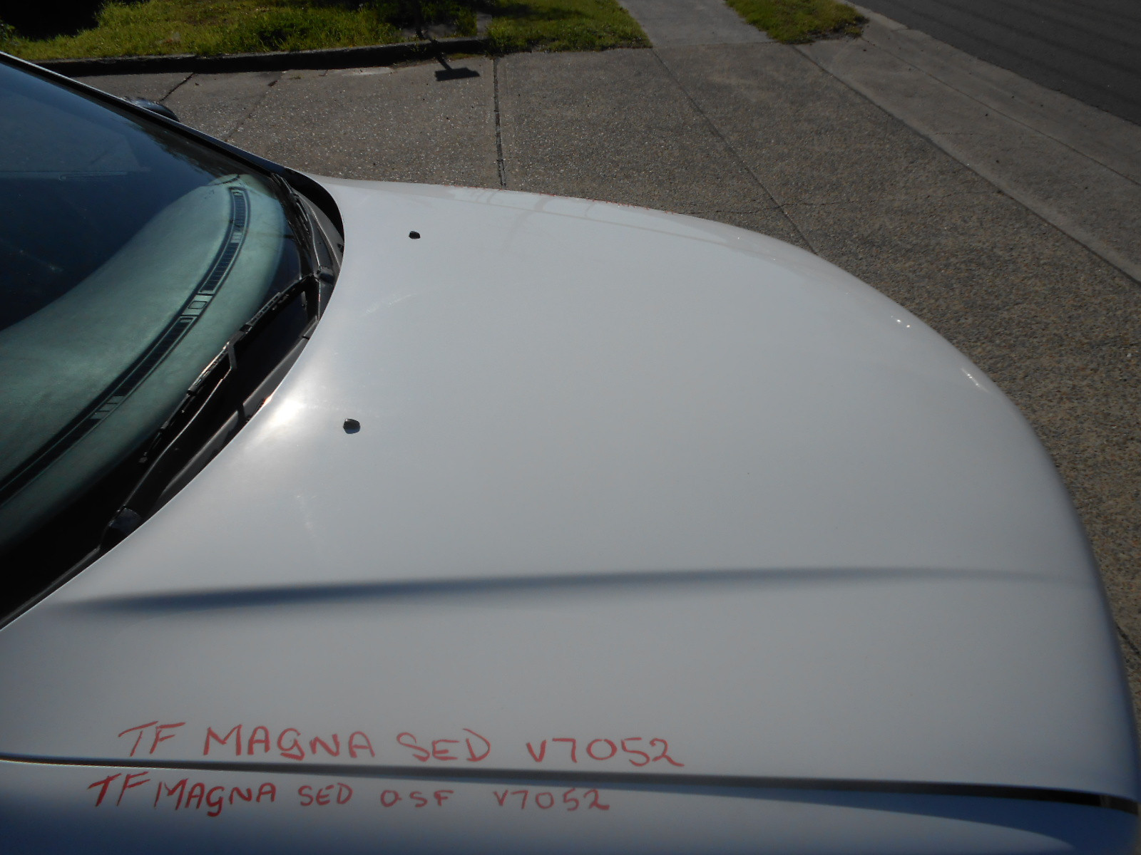 1997 Mitsubishi TF Magna Bonnet S/N# V7052 BK1971 | eBay Australia