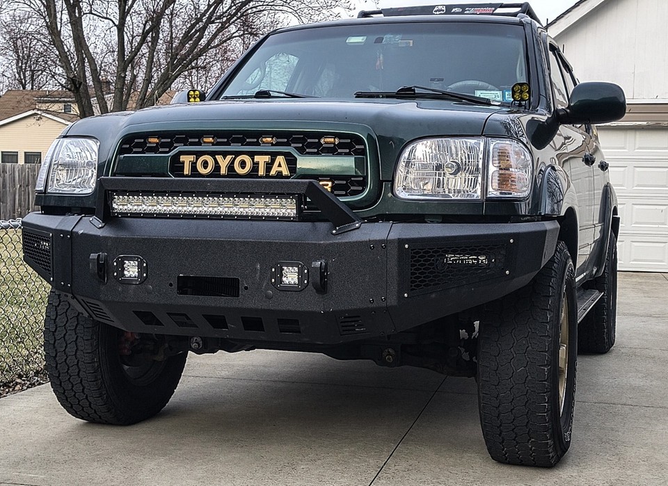 For 2001-2004 Toyota Sequoia Front Bumper with 5xLED Light and 2xD ...