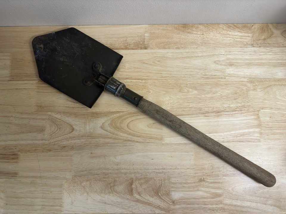 Vintage Army Style Folding Shovel Trench Tool Taiwan Mil Backpack Hike ...