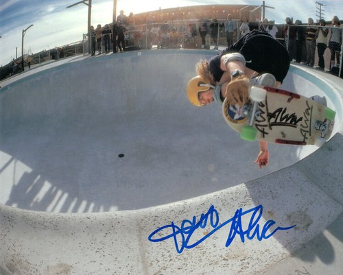 TONY ALVA SIGNED AUTOGRAPHED 8x10 PHOTO SKATEBOARDING Z-BOYS LEGEND ...