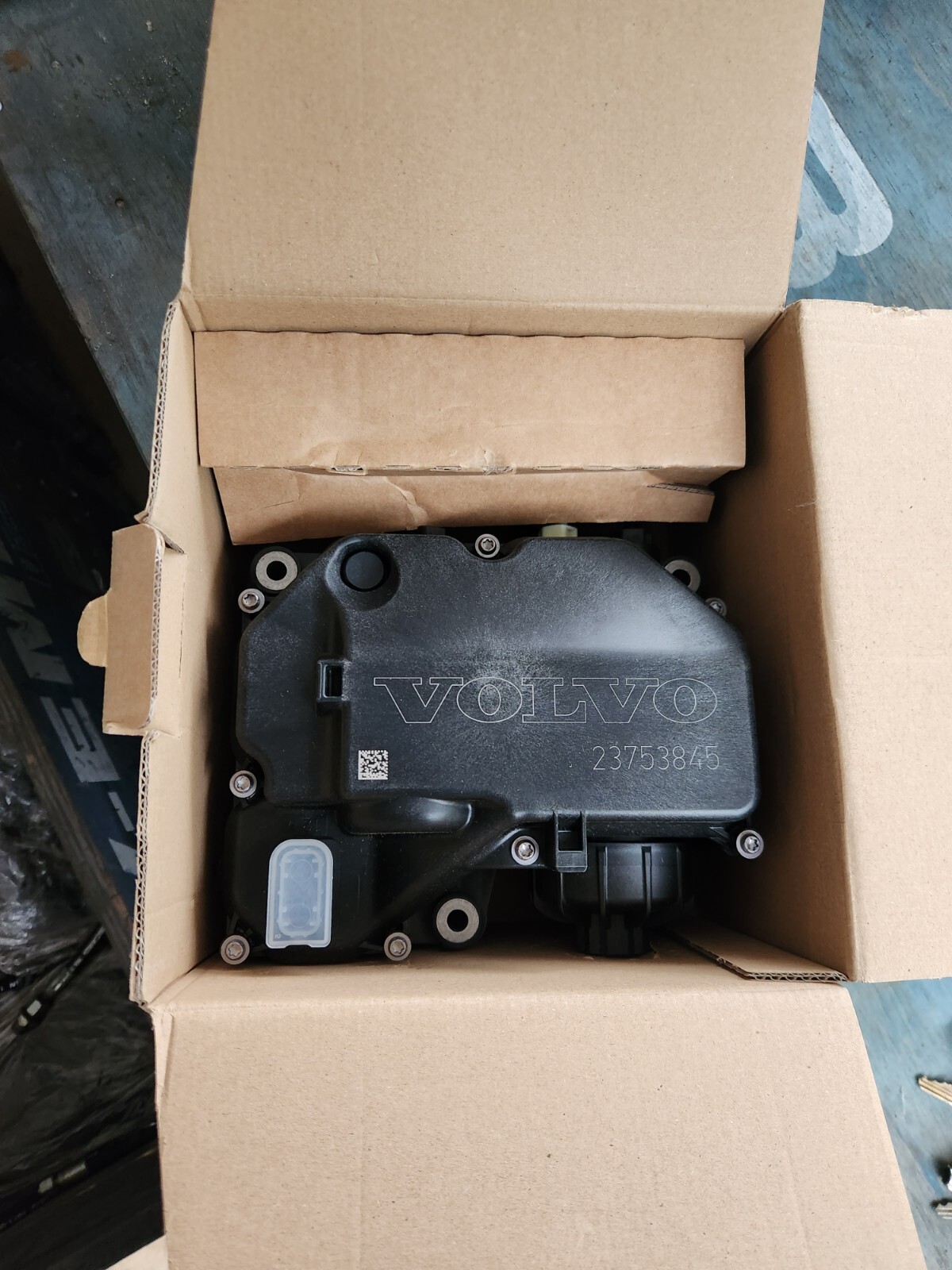 Genuine OEM Volvo / Mack DEF pump 23753845 (Not Aftermarket) for sale ...
