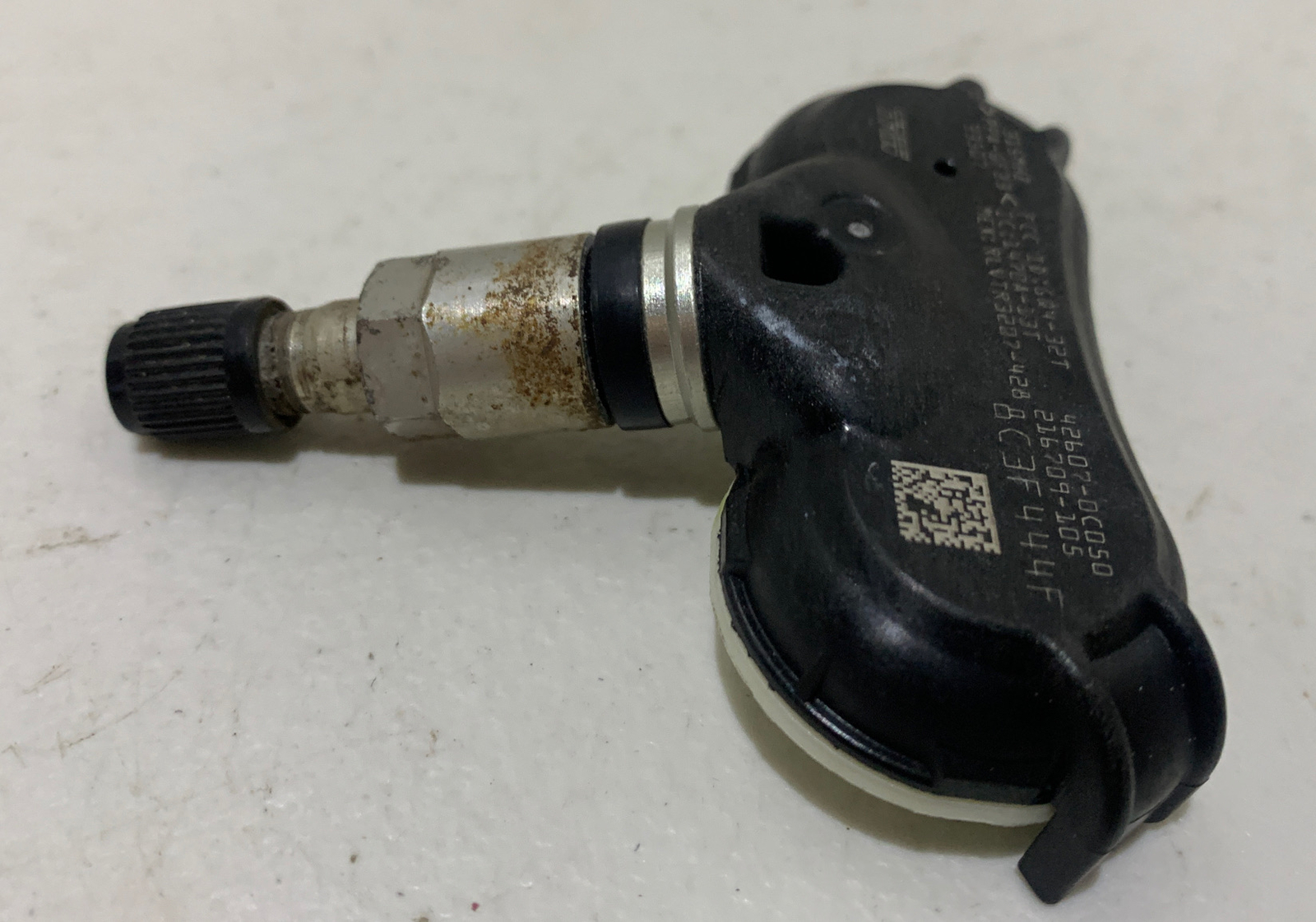 TPMS Tire Pressure Sensor 06-14 Toyota Tundra 20 Degree Alloy Wheel TRW ...