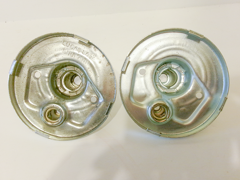 MGA FRONT PARKING LAMP BASES | eBay