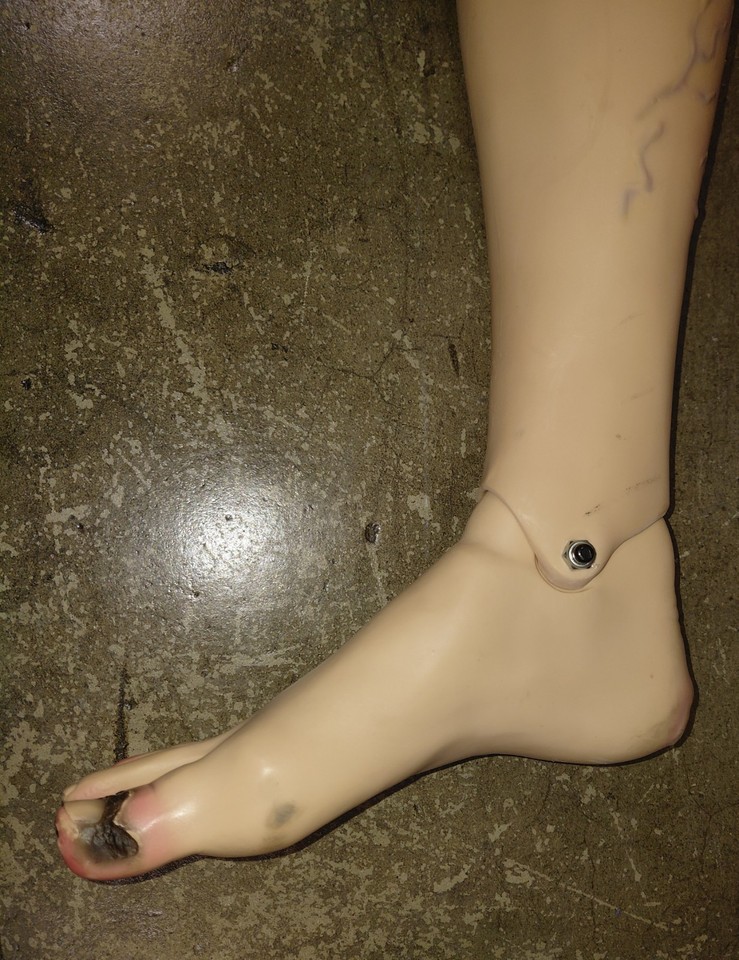 Laerdal Lower Right Leg Section With Foot For SimMan Training Manikin ...